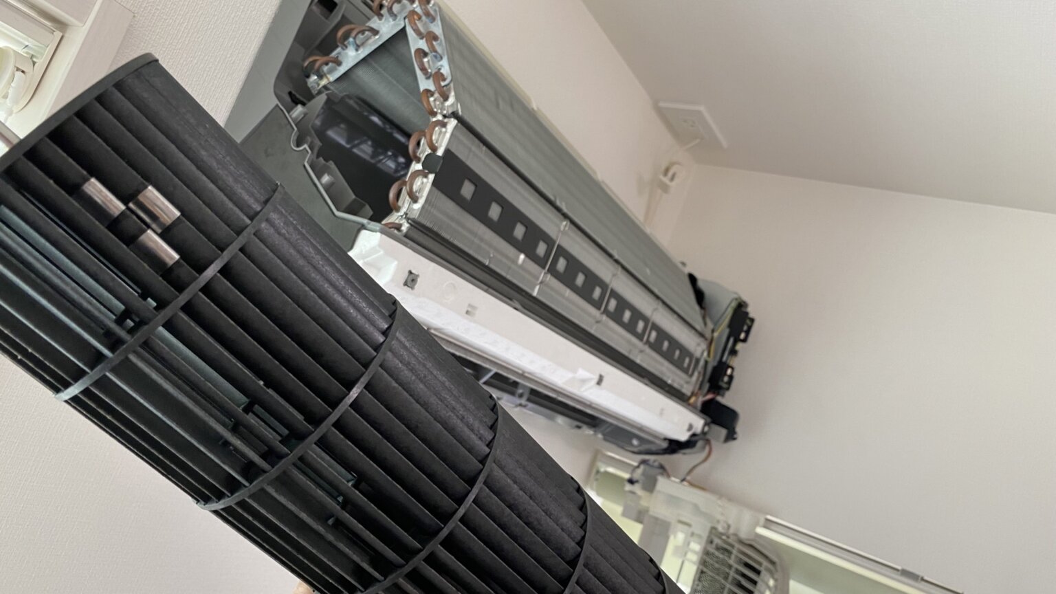 【初心者】ダイキンエアコン「AN22VCS」分解後の組み立て方法9STEP | 今日からダイワハウス