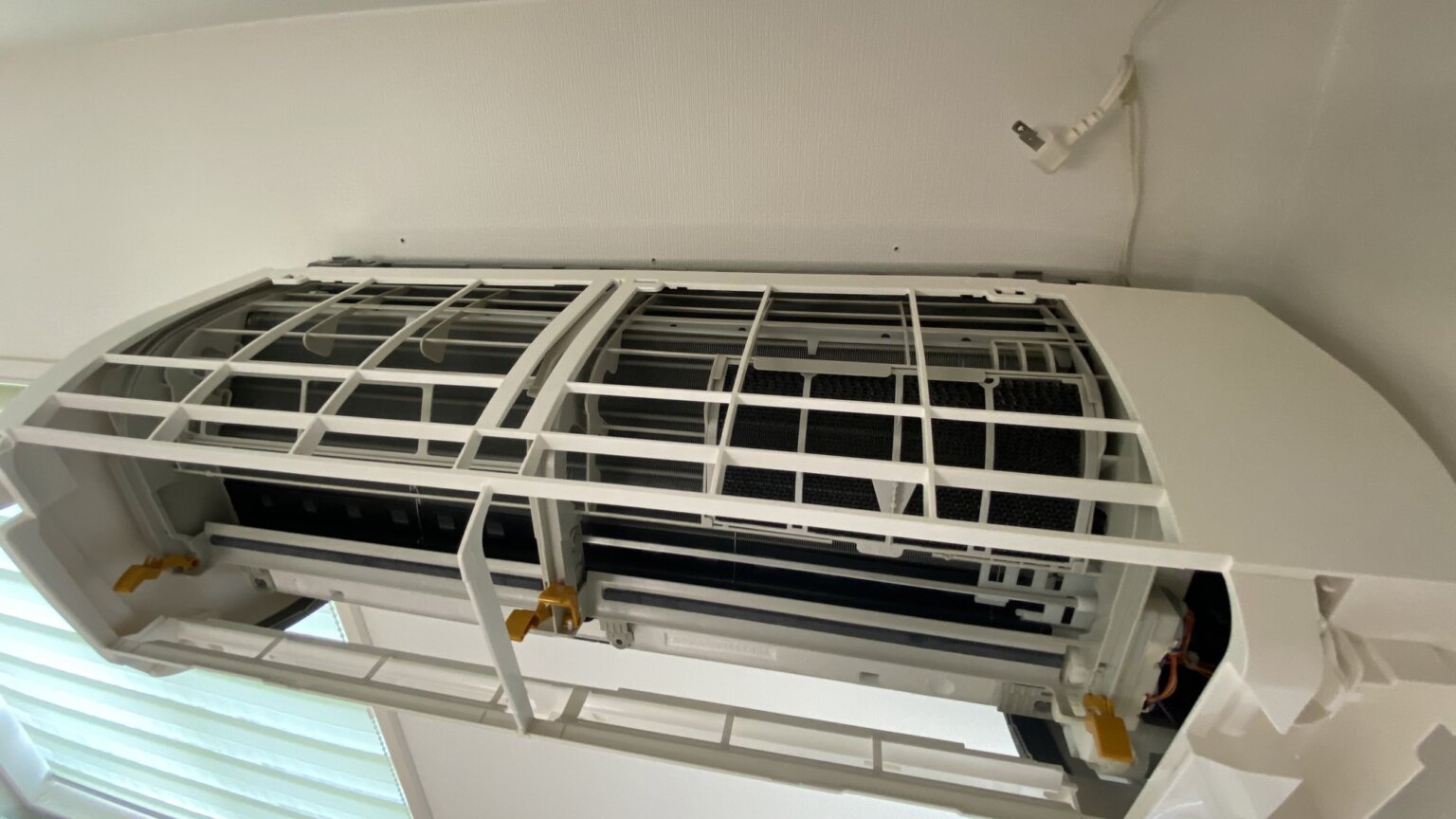 【初心者】ダイキンエアコン「AN22VCS」分解後の組み立て方法9STEP | 今日からダイワハウス